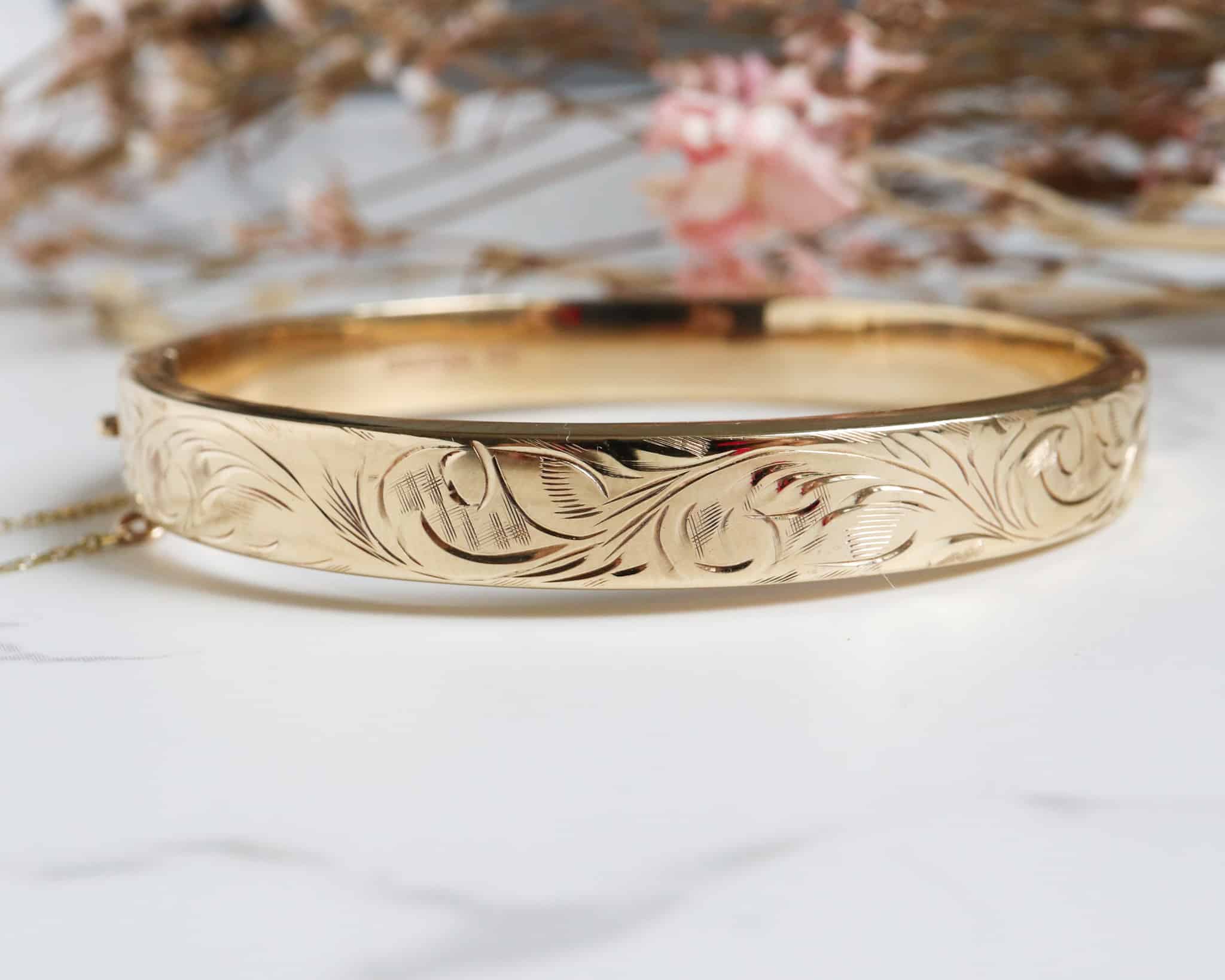 Vintage 9ct Gold Bangle 1964 - Aladdins Cave Jewellery