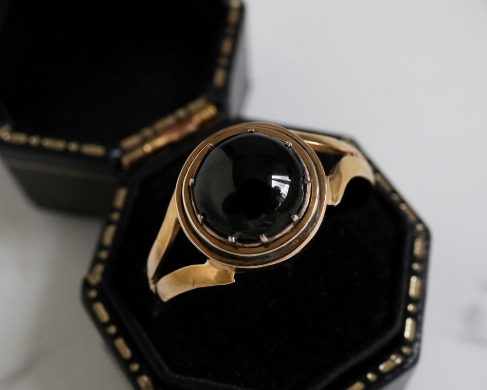 Antique Jet Ring 18ct Gold - Aladdins Cave Jewellery