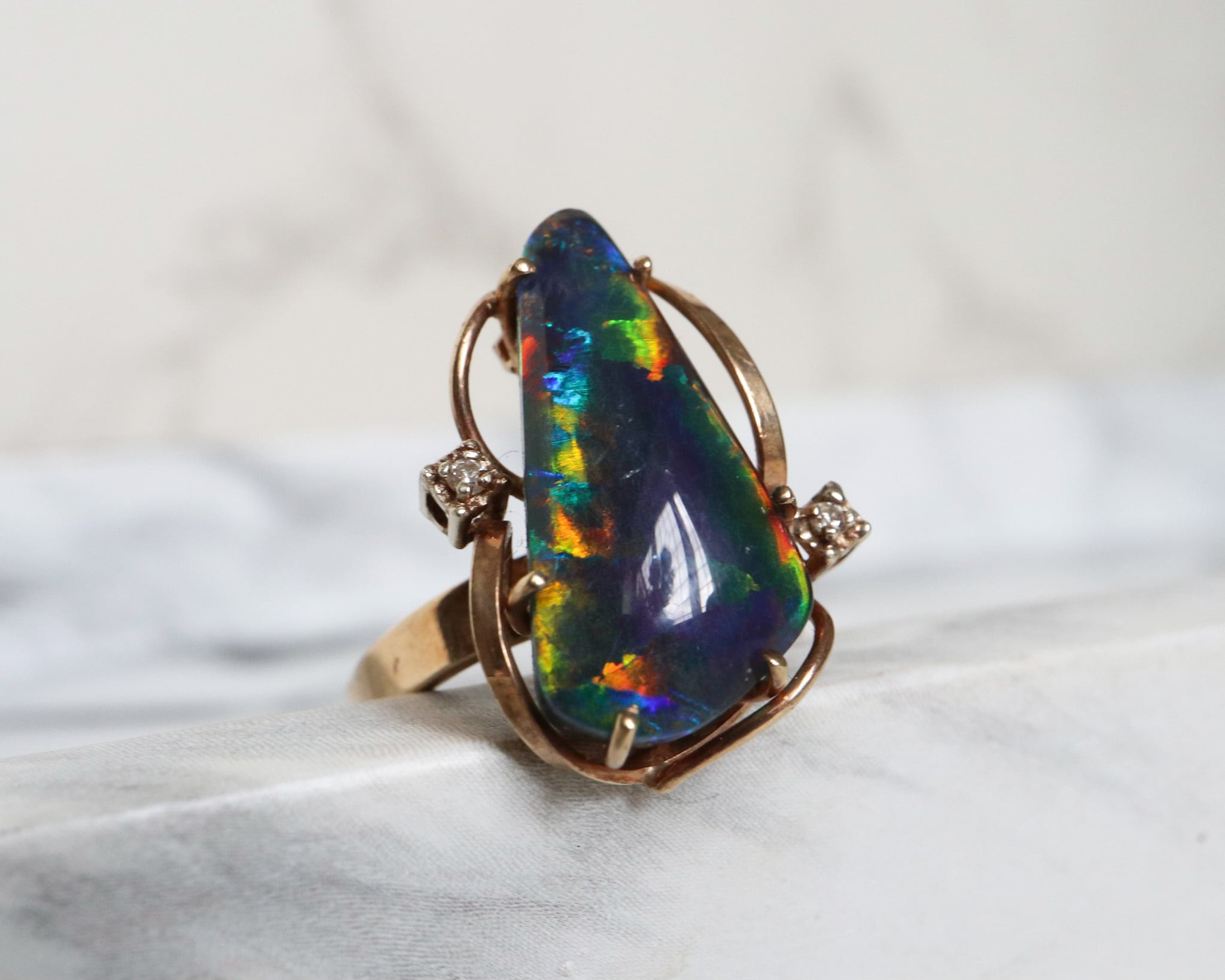 9ct Gold Opal Statement Ring - Aladdins Cave Jewellery