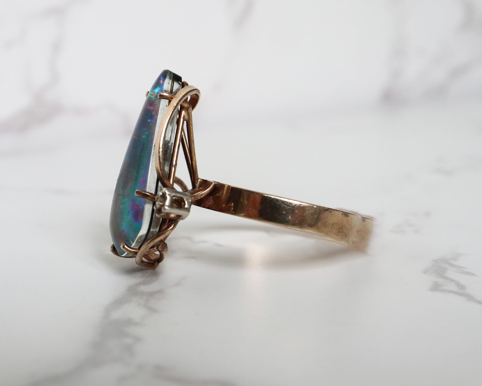 9ct Gold Opal Statement Ring - Aladdins Cave Jewellery