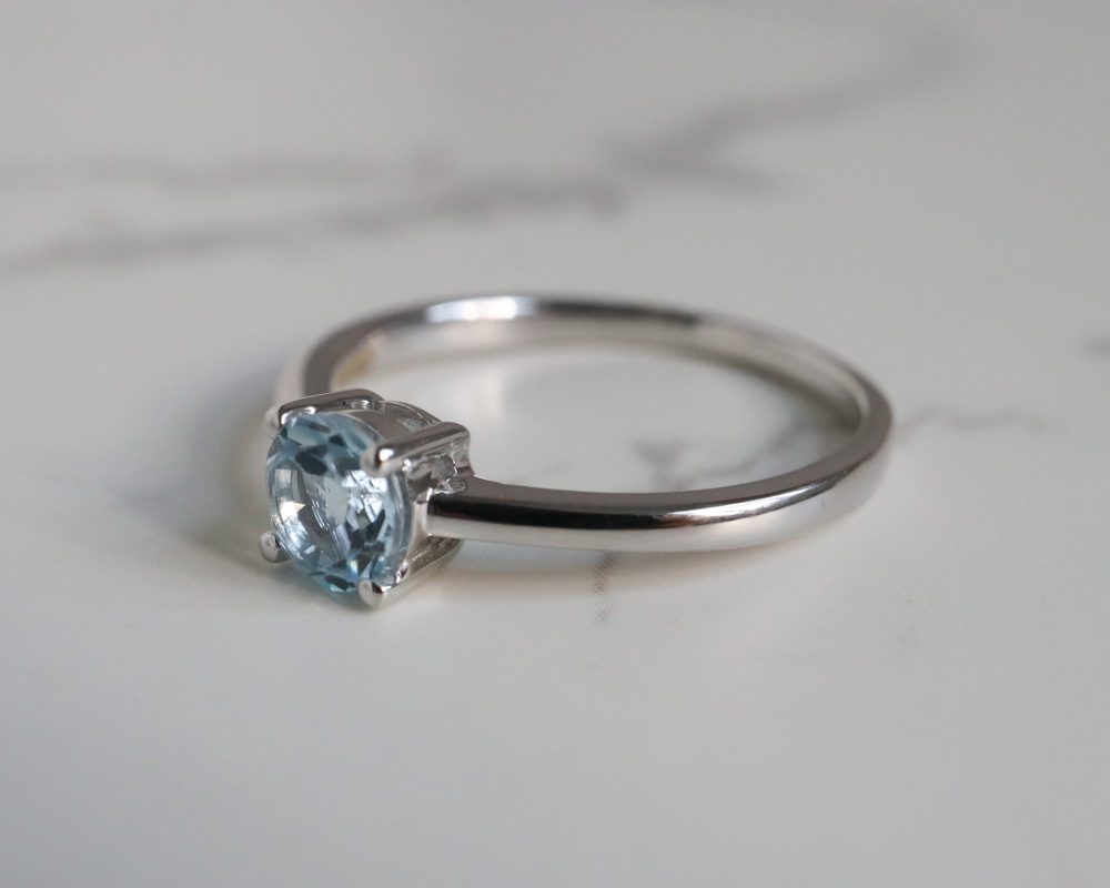 9ct White Gold Round Blue Topaz Ring - Aladdins Cave Jewellery