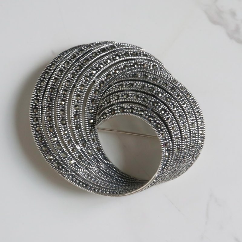 Silver and Marcasite Seahorse Brooch - Aladdins Cave Jewellery