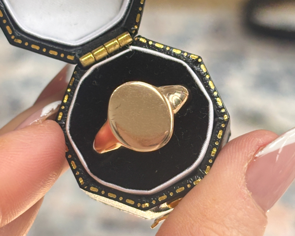 9ct Gold Signet Ring 1920 - Aladdins Cave Jewellery
