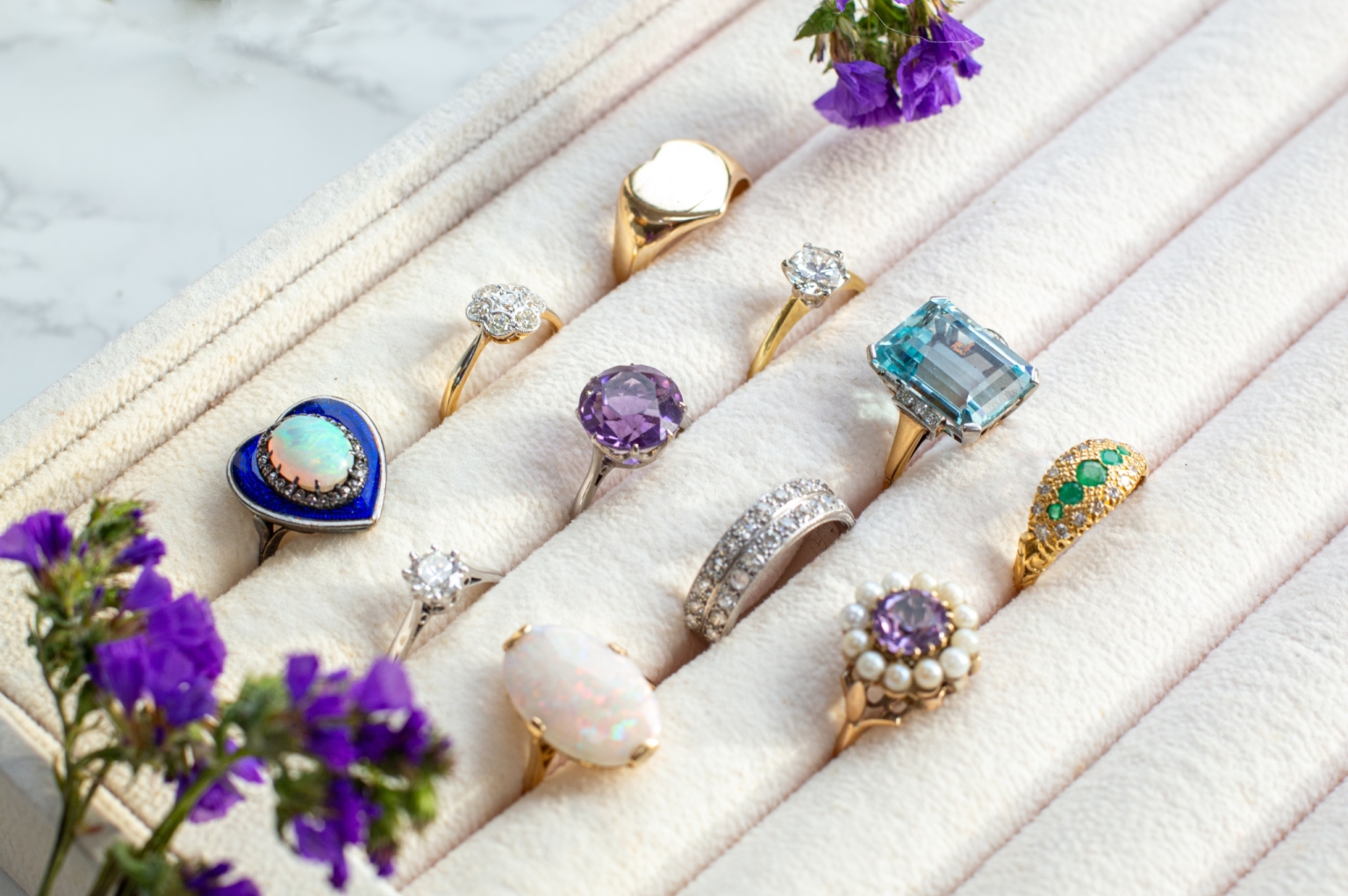 Are Opals Bad Luck? Common Antique Jewellery Myths Debunked - Aladdins Cave Jewellery