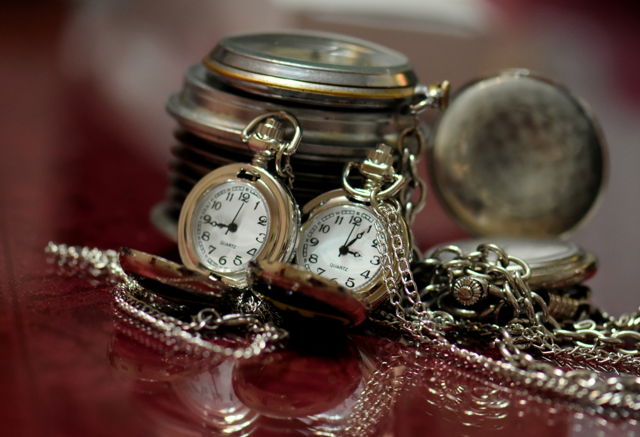 Are Pocket Watches Valuable? A Guide to Antique Pocket Watches ...