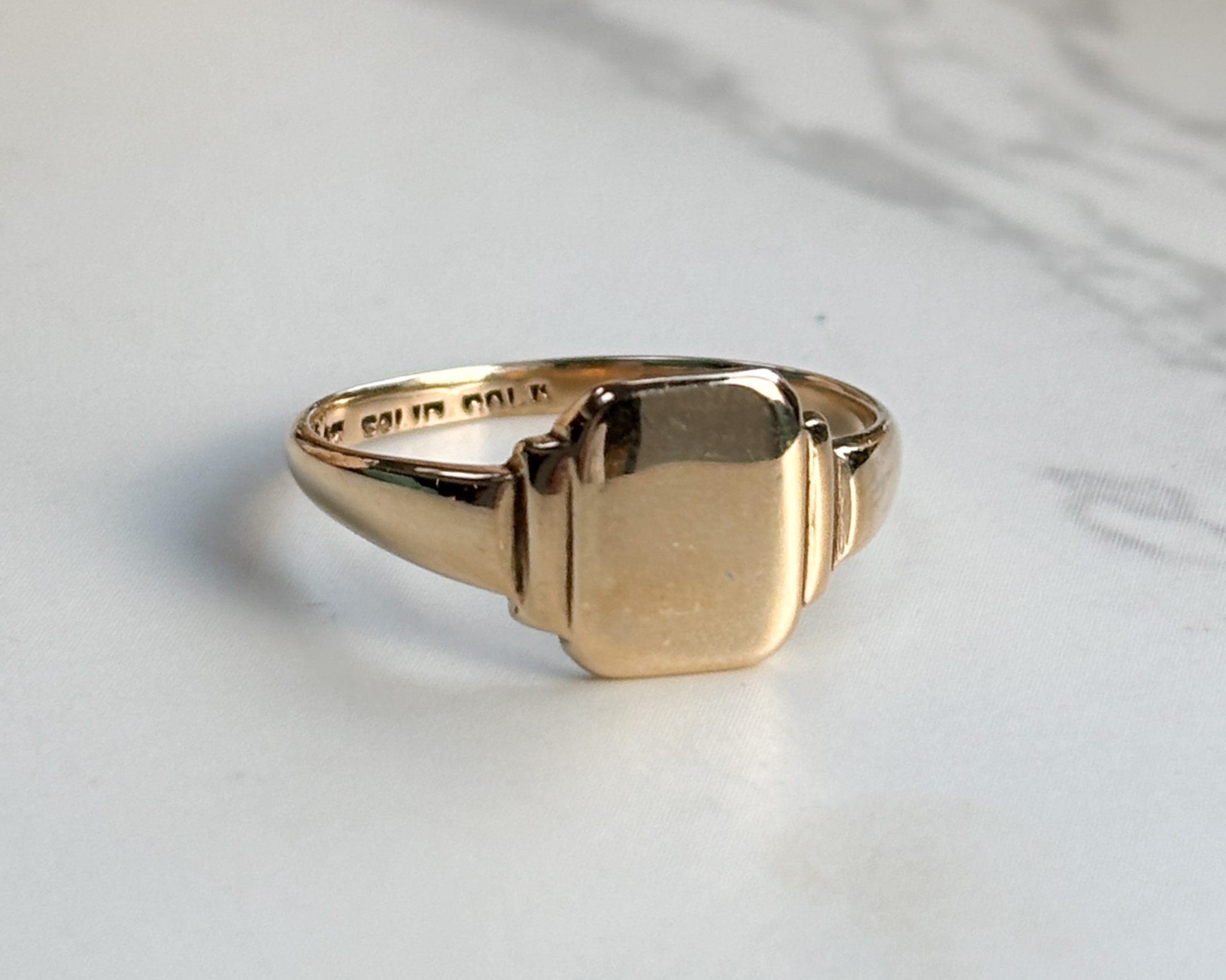 Vintage 9ct Gold Unisex Signet Ring - Aladdins Cave Jewellery